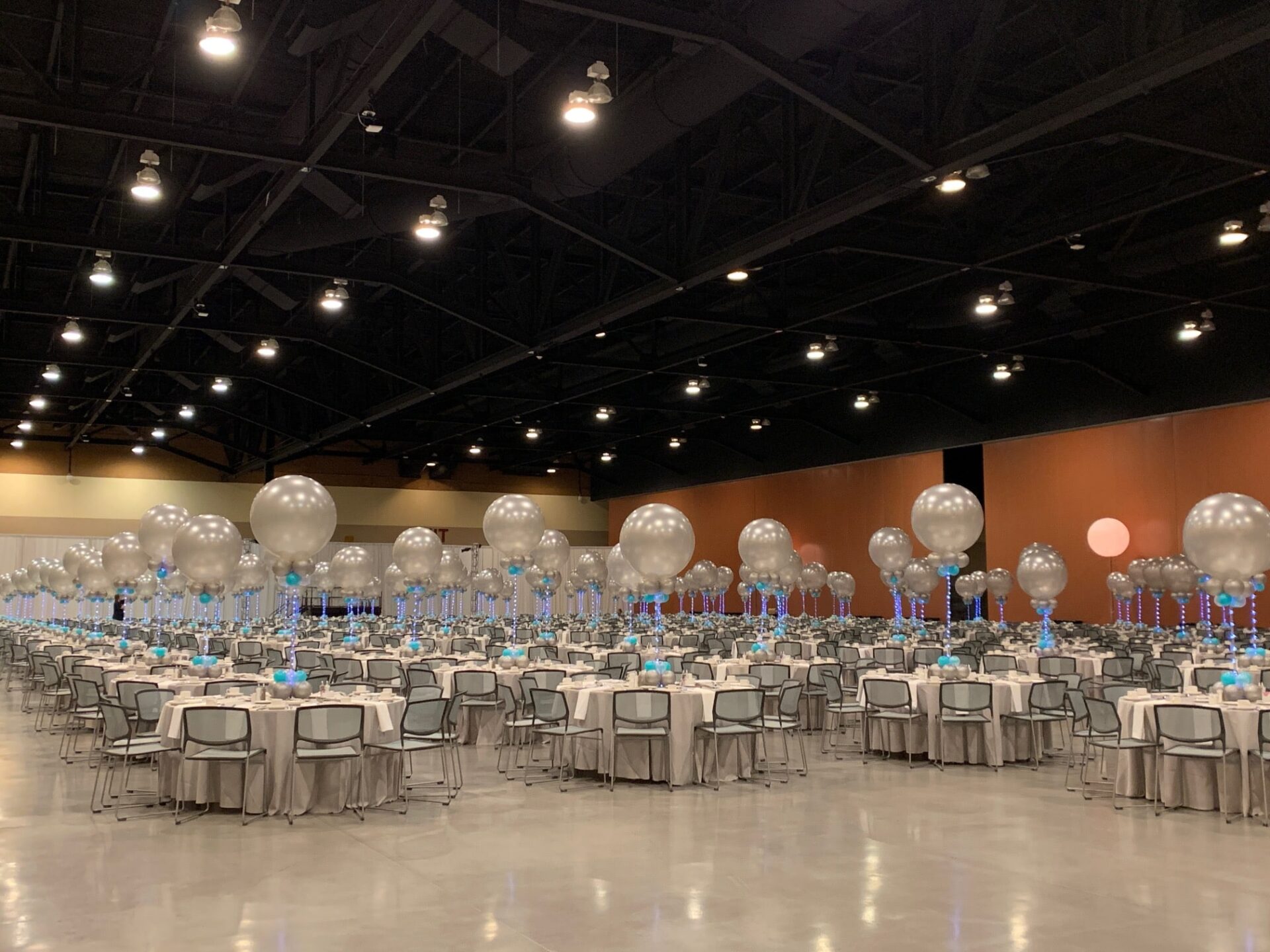 Spectacular!! Mega Event | Balloon People